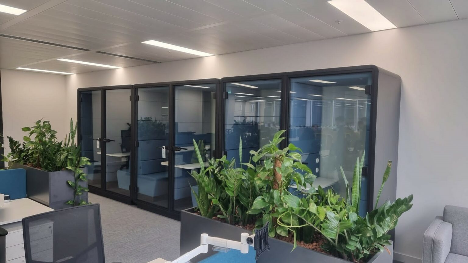 CNWL - London | Max Furniture